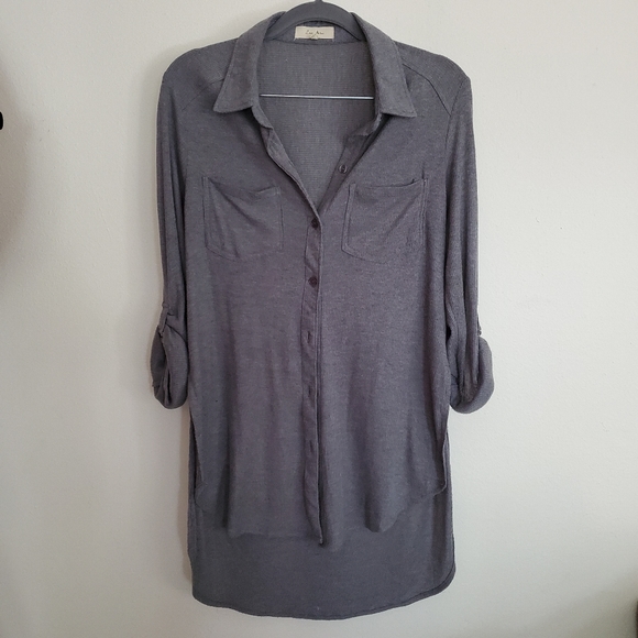Love Notes | Tops | Love Notes Gray Rayon Blend Buttonup Tunic Sz M ...